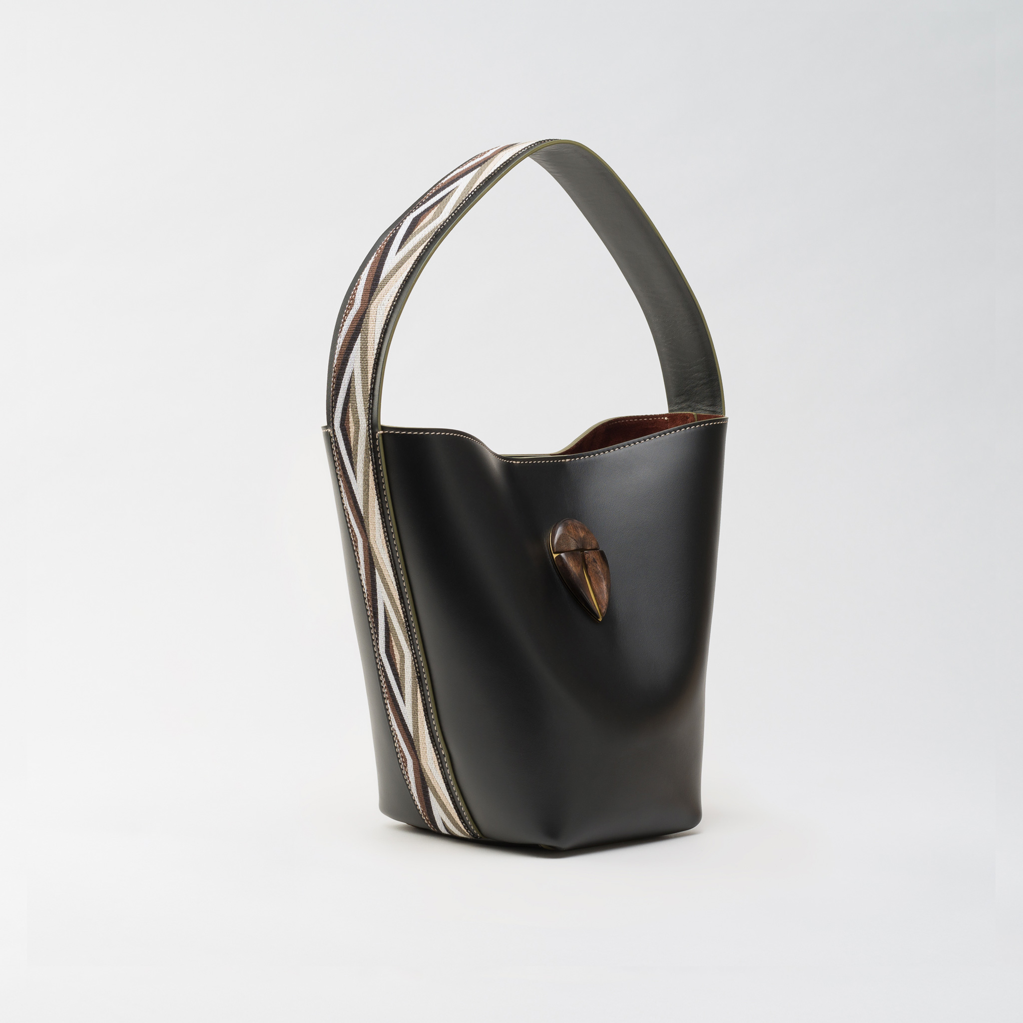 Discover Babi handbag - Caroline De Marchi